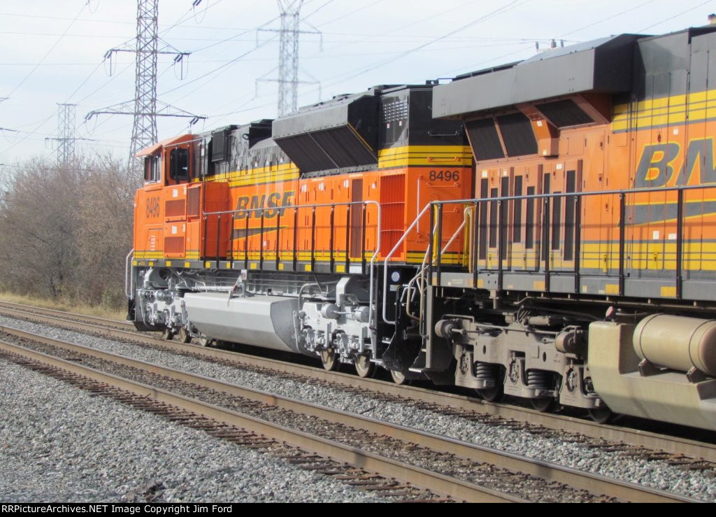 BNSF 8496